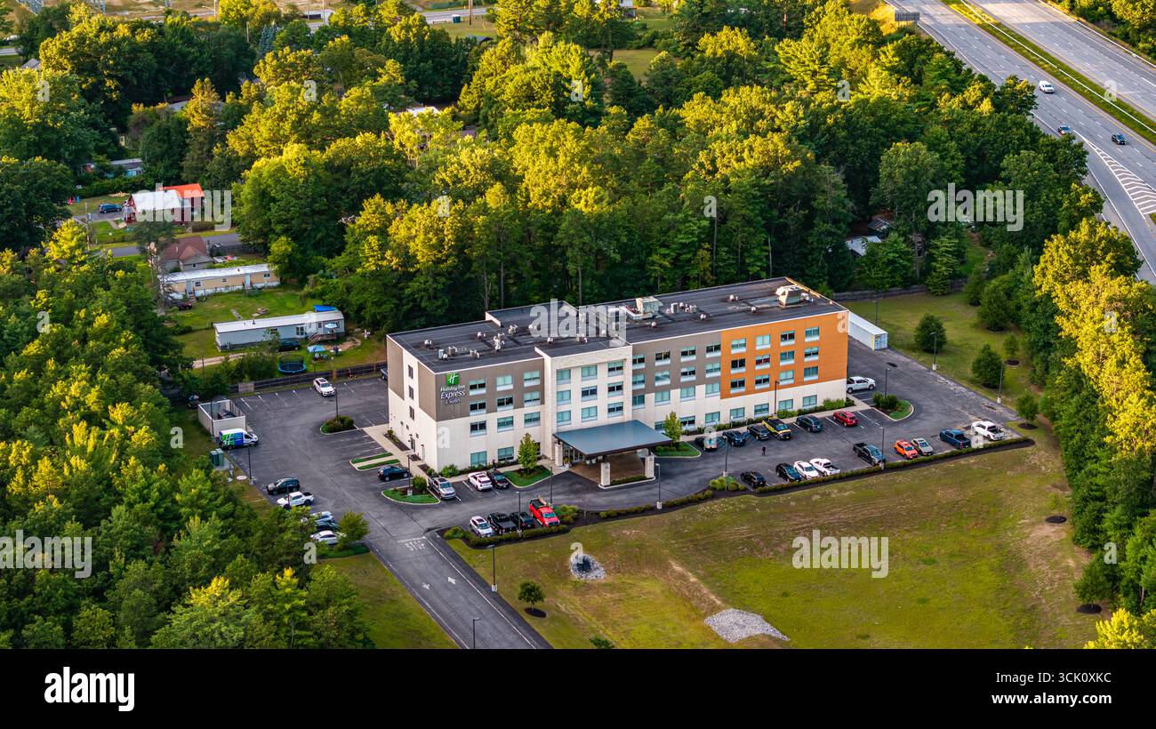 Aerial holiday inn express suites hi-res stock photography and images ...