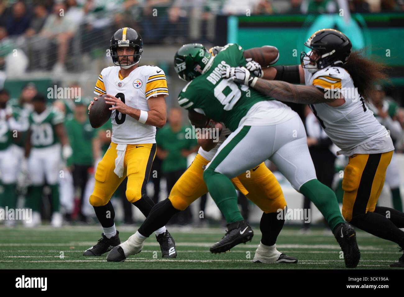 Pittsburgh Steelers' Aaron Rodgers plays during an NFL football game ...