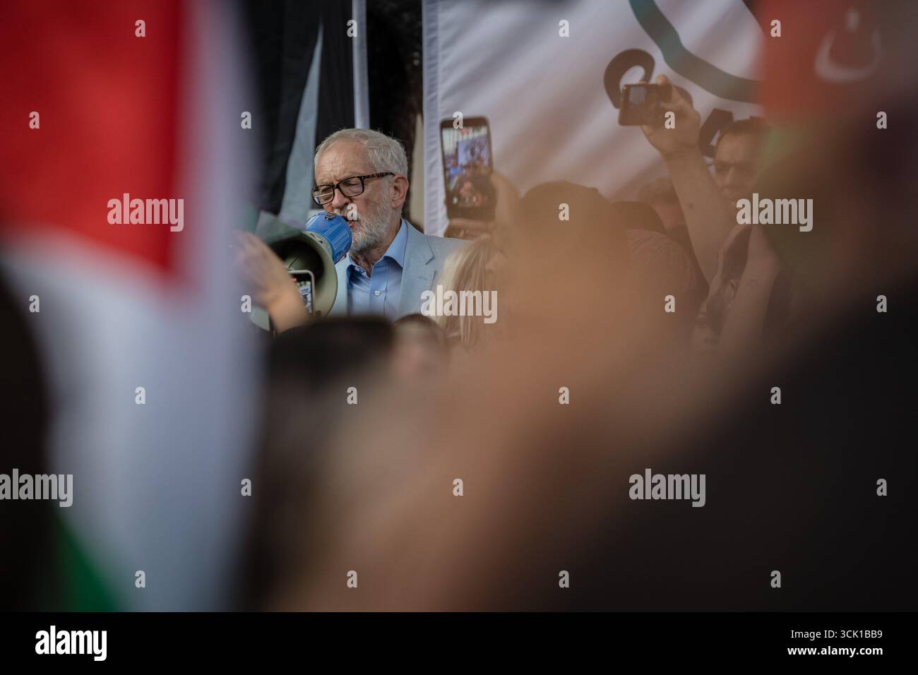 LONDON, UK - 09 Sep 2025: Activists protest outside the ExCeL Centre in ...