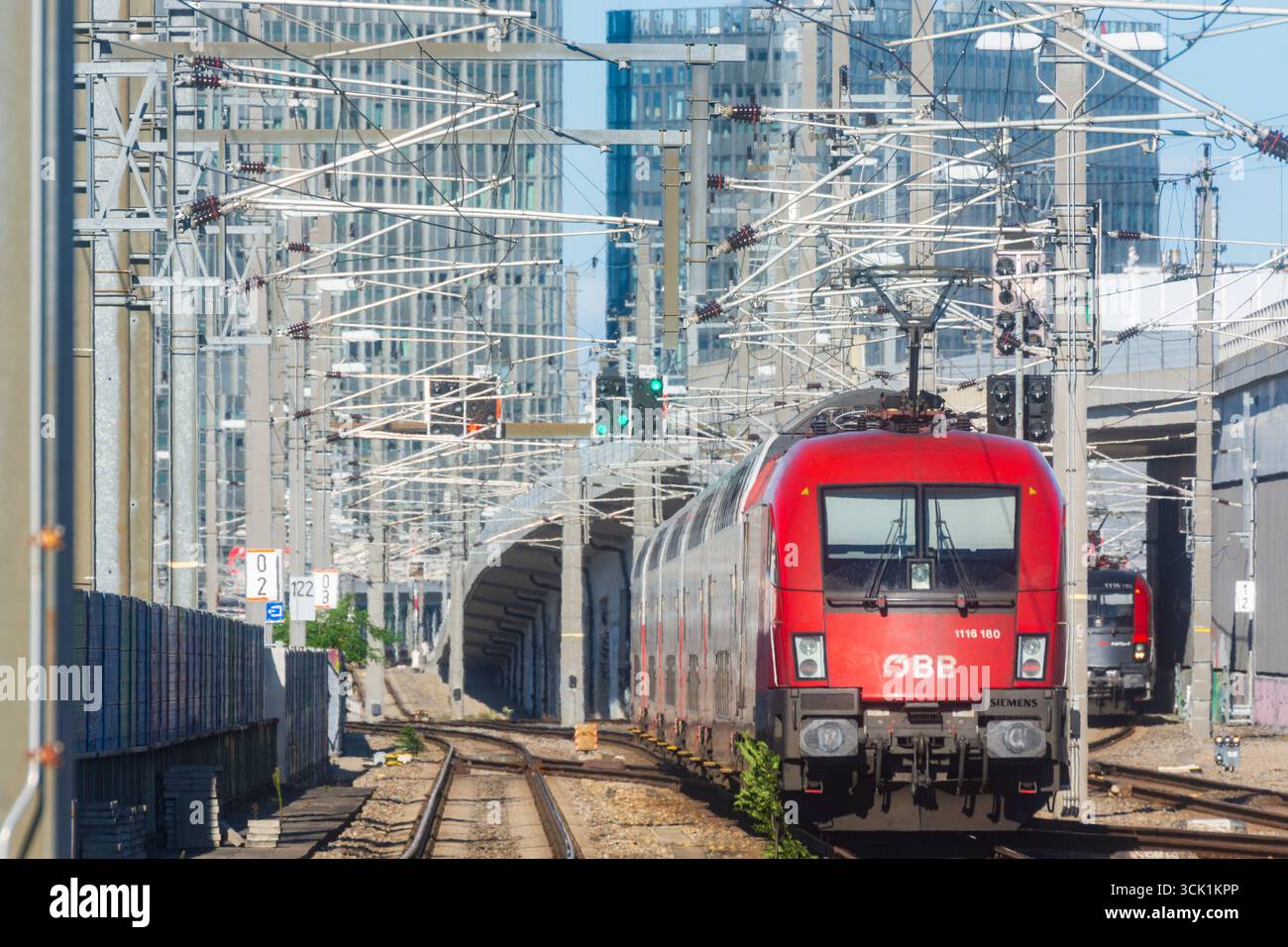 Vienna: tracks East of railway station Wien Hauptbahnhof, local train ...