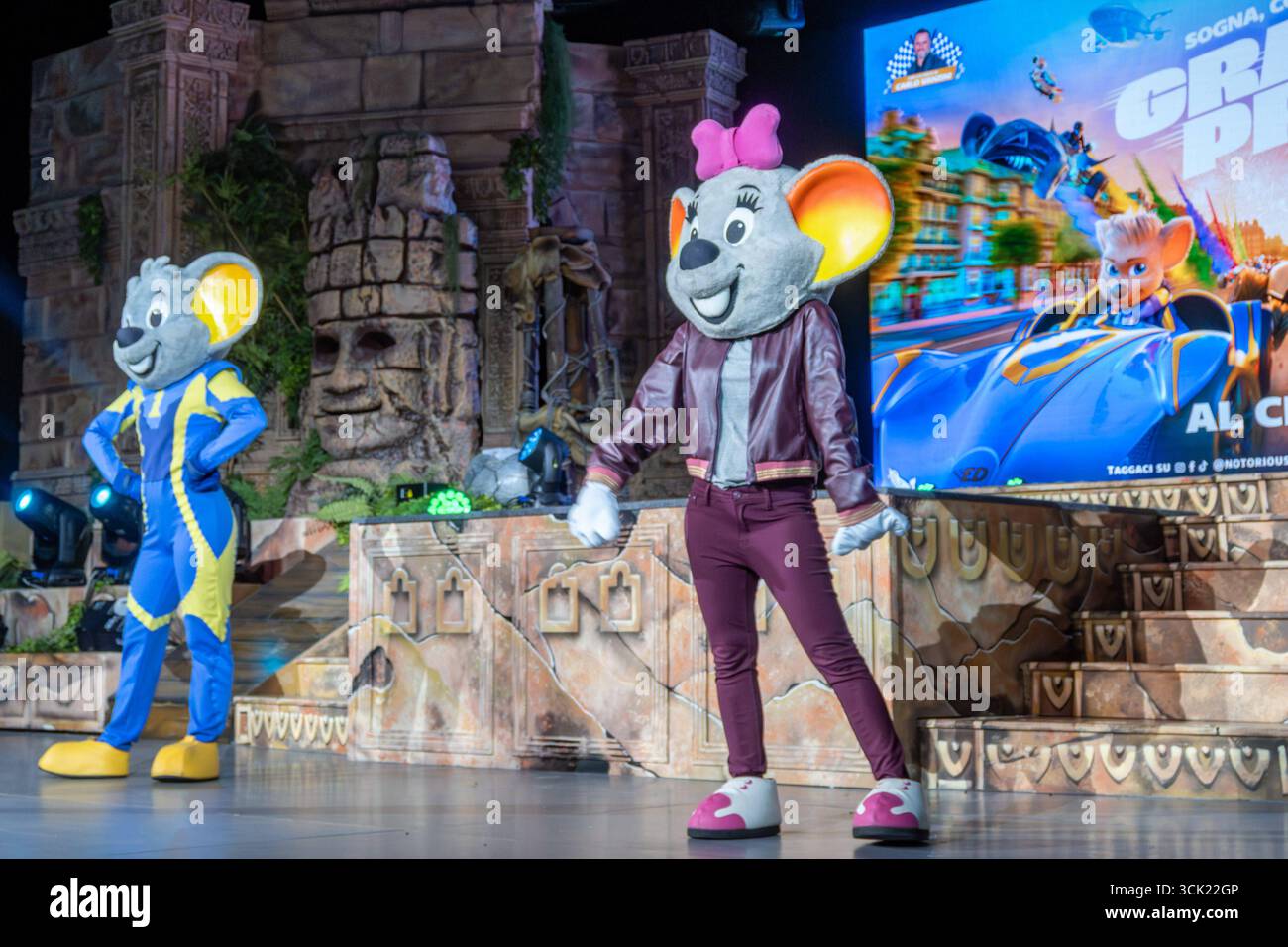 News - Preview of the movie Gran Prix The mascots of the two ...