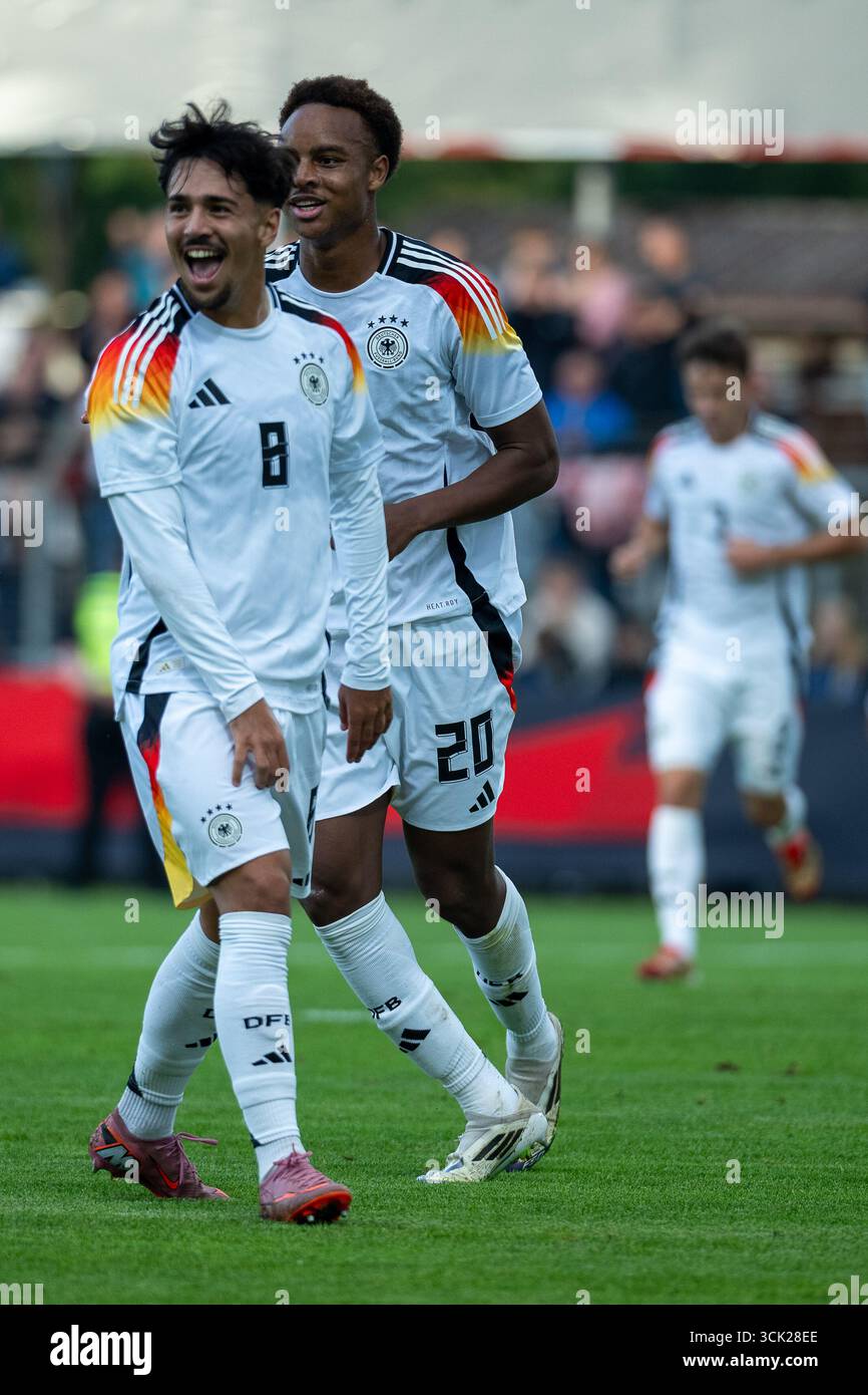 Tor zum 1:0 durch Laurin Ulrich (Deutschland, #08), GER, Deutschland vs. Italien, Fussball, U20 ...