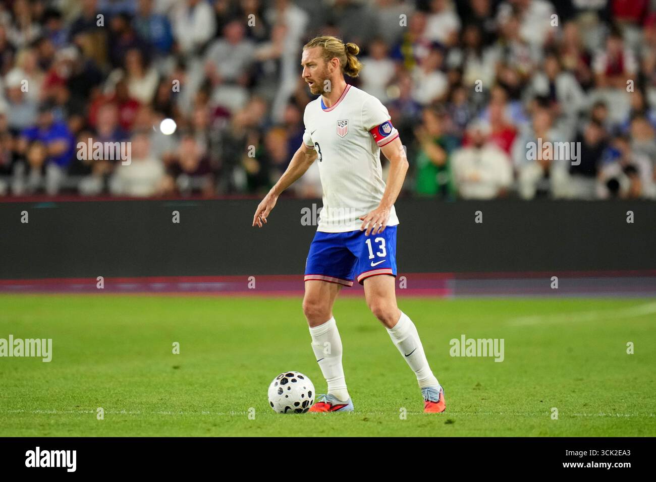 United States' Tim Ream controls the ball during the first half of a ...