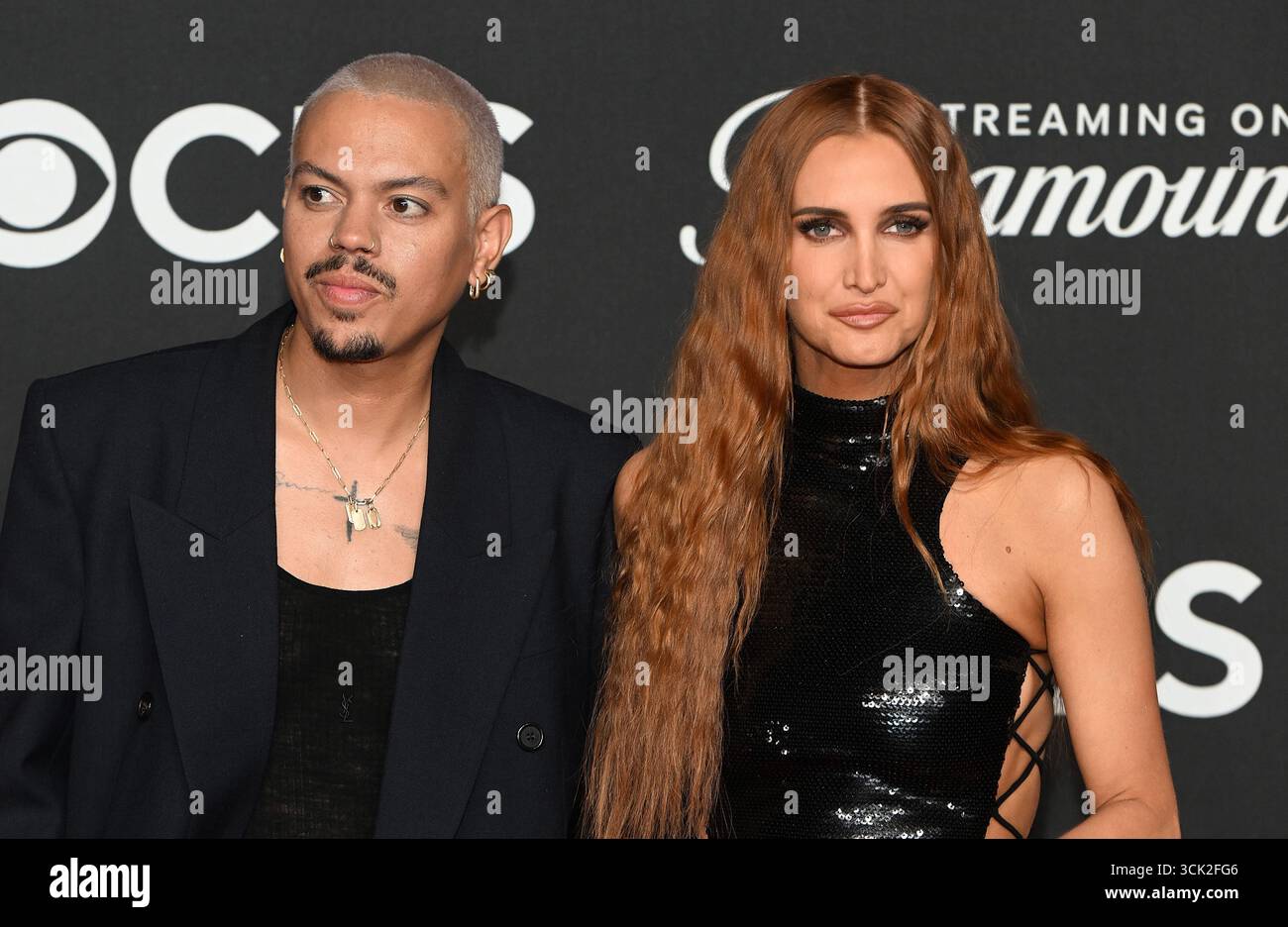 Elmont, USA. 08th Sep, 2025. Evan Ross and Ashlee Simpson attend the ...