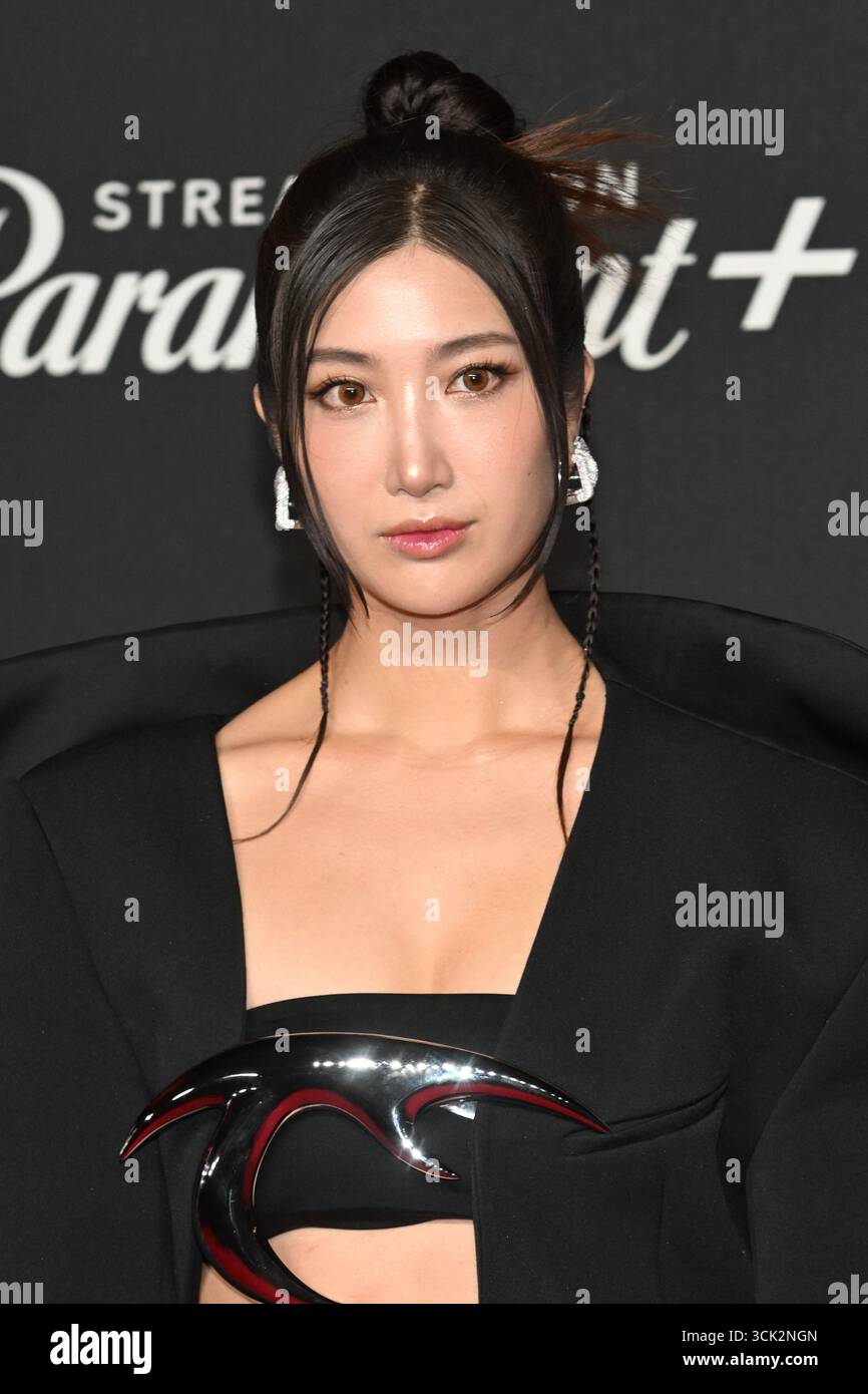 EJAE of HUNTR/X attends the 2025 MTV Video Music Awards at UBS Arena on ...