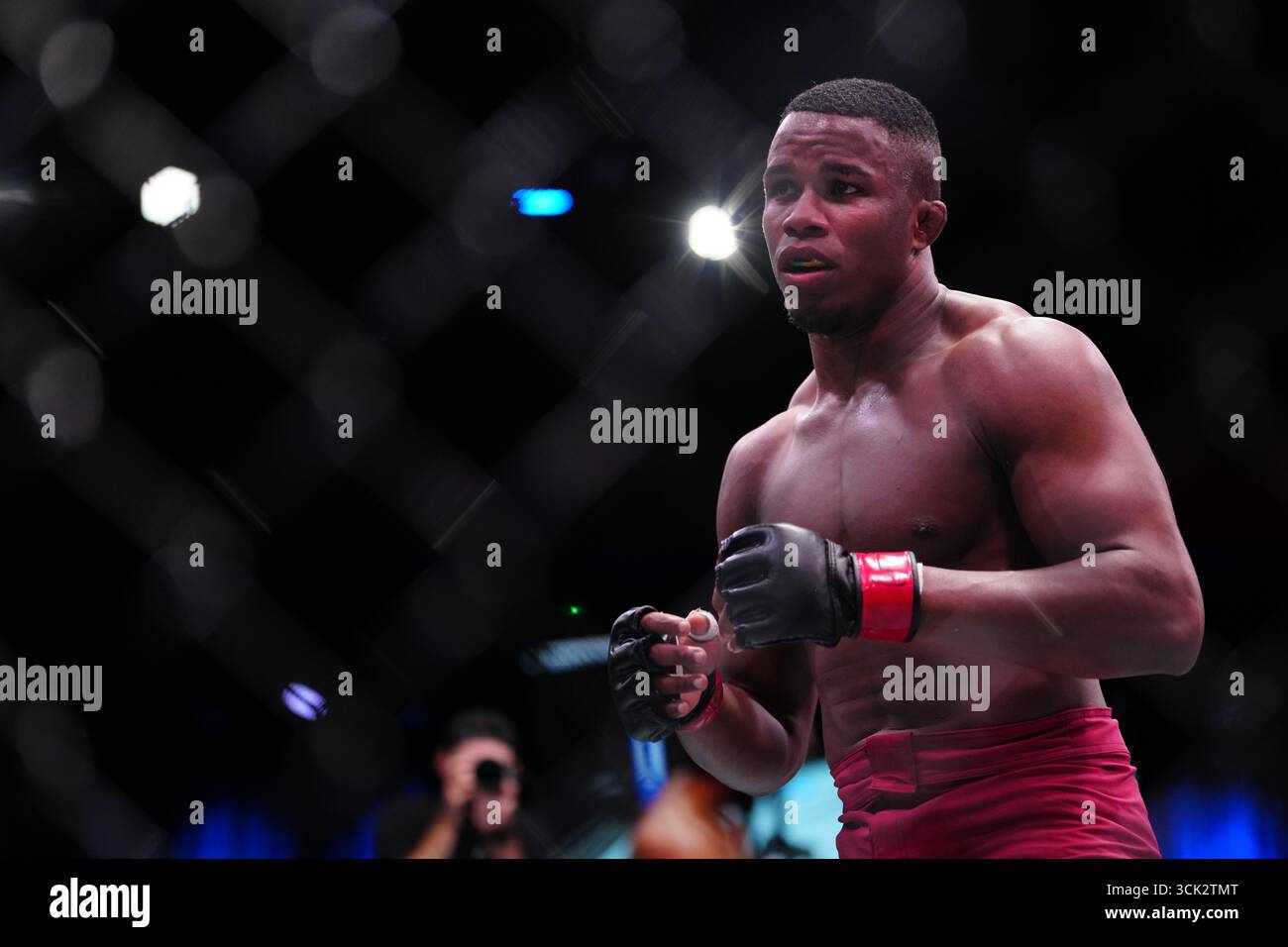 LAS VEGAS, NV - SEPTEMBER 9: Felipe Franco and Freddy Vidal meet in the ...