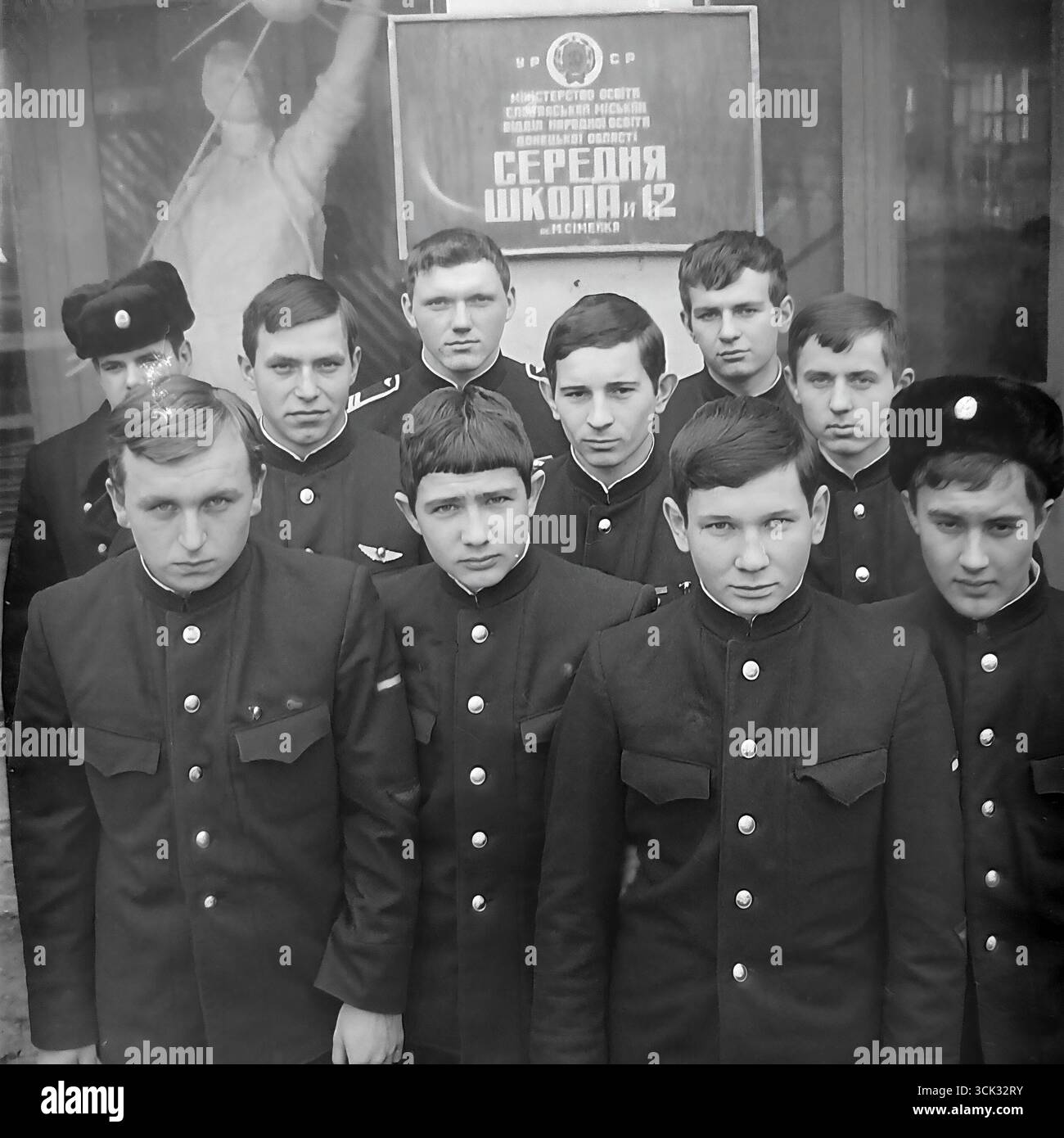 A group portrait of high school students from school No. 12 in the city ...
