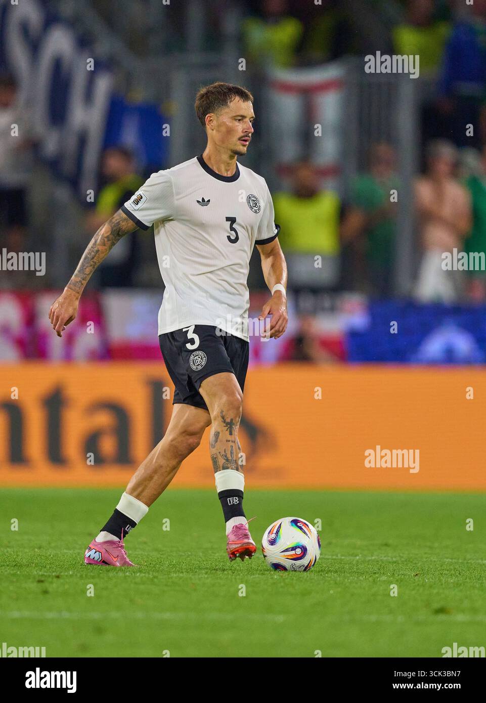 Robin koch länderspiel hi-res stock photography and images - Alamy