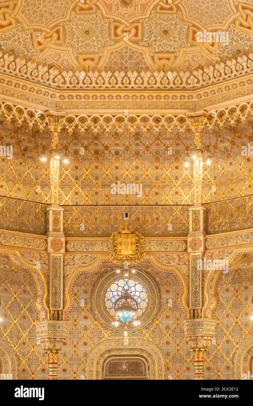 Stained glass window arab hi-res stock photography and images - Alamy