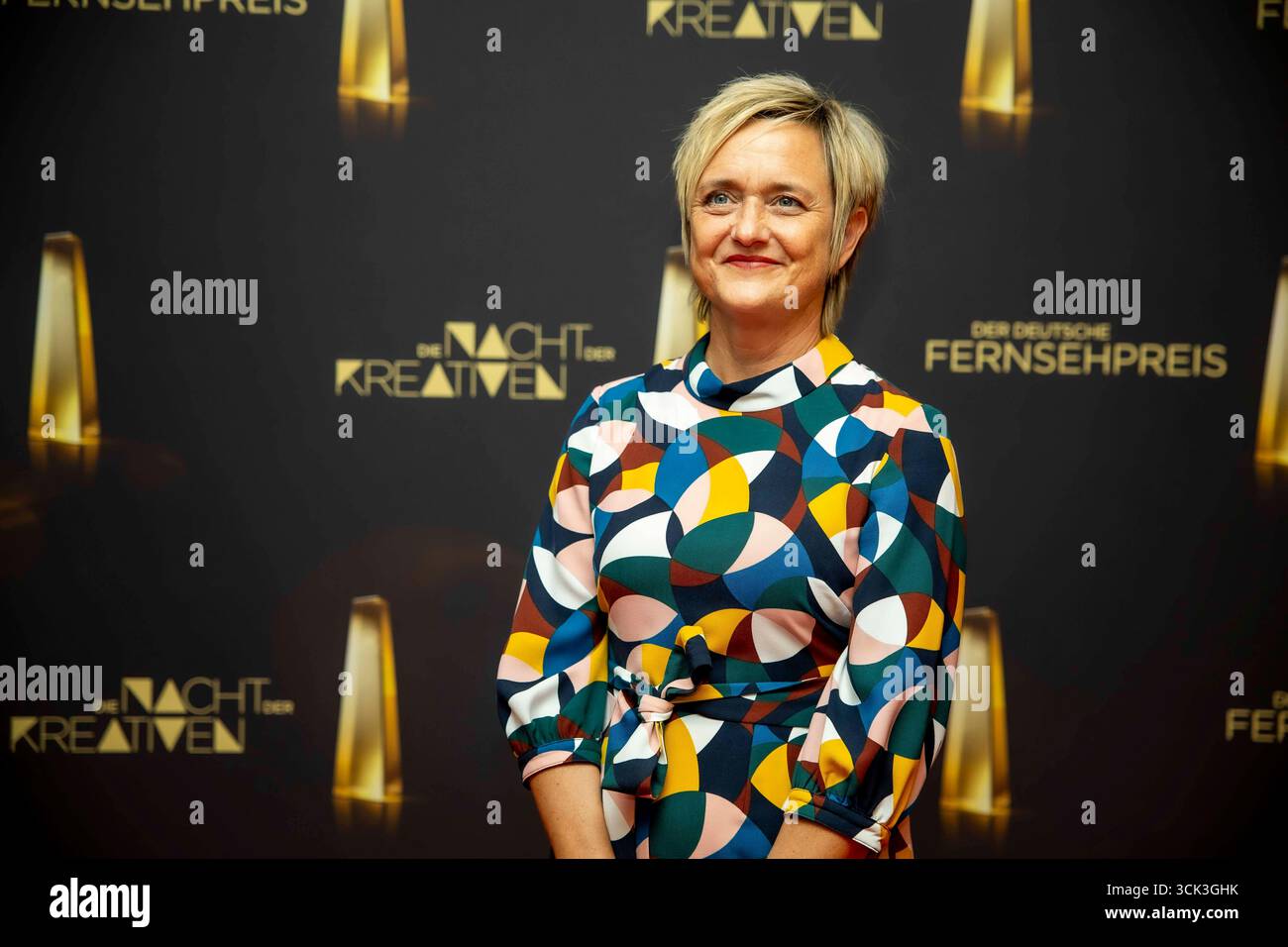 abb Ellen Ehni WDR Chefredakteurin Buntes Kleid zu Gast auf dem roten ...