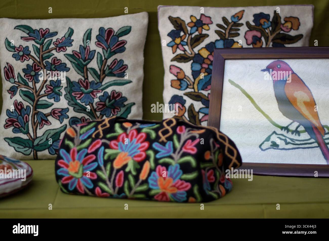 Artisan fabrics display hi-res stock photography and images - Alamy