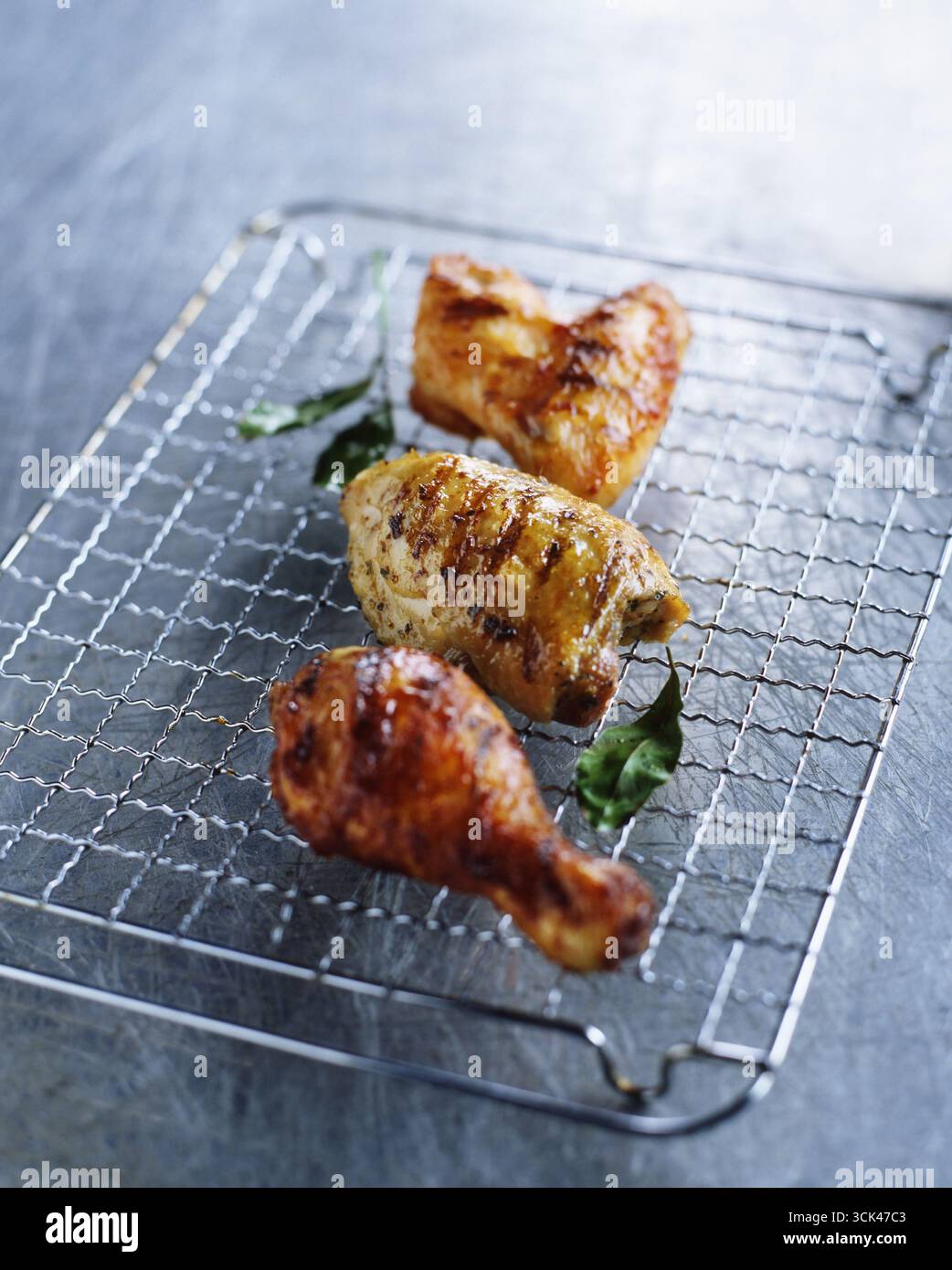 Man eating chicken wings hi-res stock photography and images - Alamy