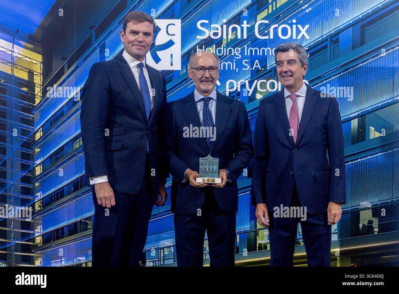 The Chairman and CEO of Saint Croix Socimi, Marco Colomer (c), and the ...