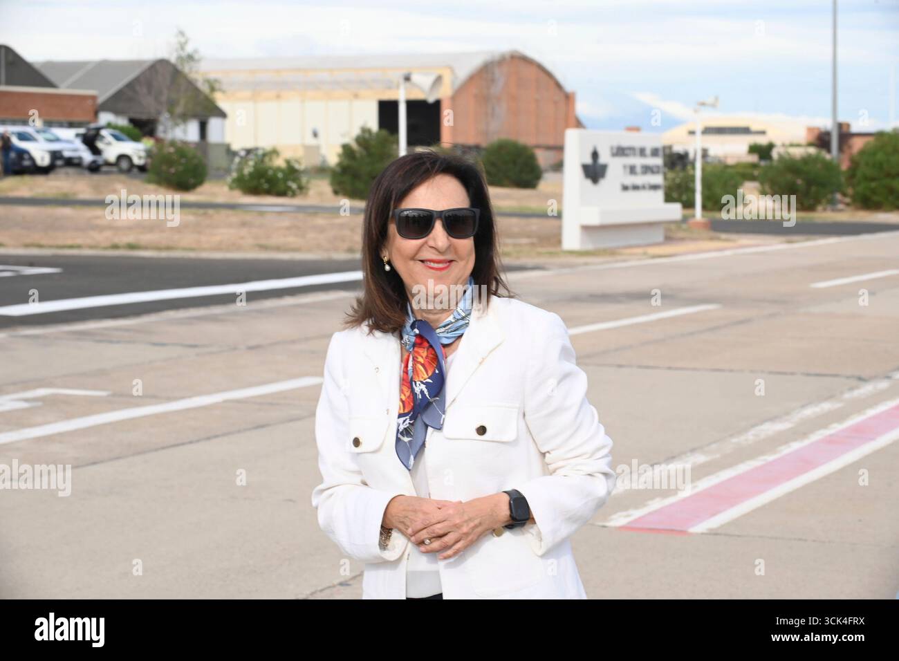 The Minister of Defense, Margarita Robles, visits the European Tactical ...