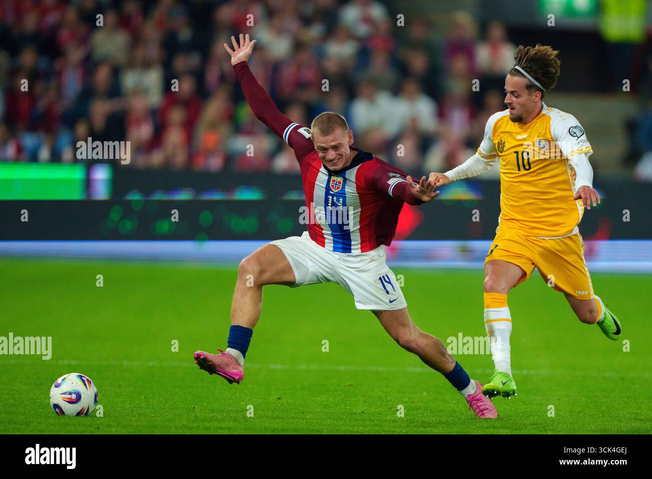 Oslo 20250909. Julian Ryerson and Moldova's Stefan Bodisteanu during ...