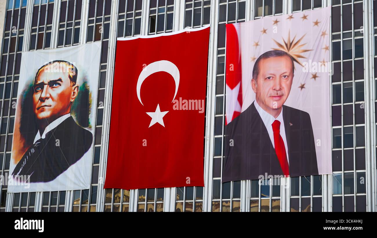 Izmir, Turkey. 09th Sep, 2025. Banner of Mustafa Kemal Ataturk, the ...