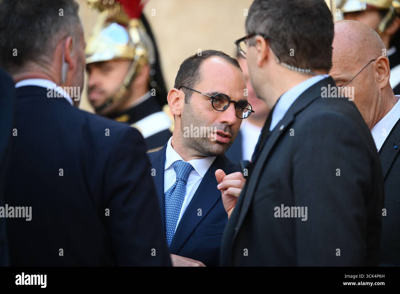 Chief of Staff Paul-Hugo Verdin during Handover ceremony with French ...