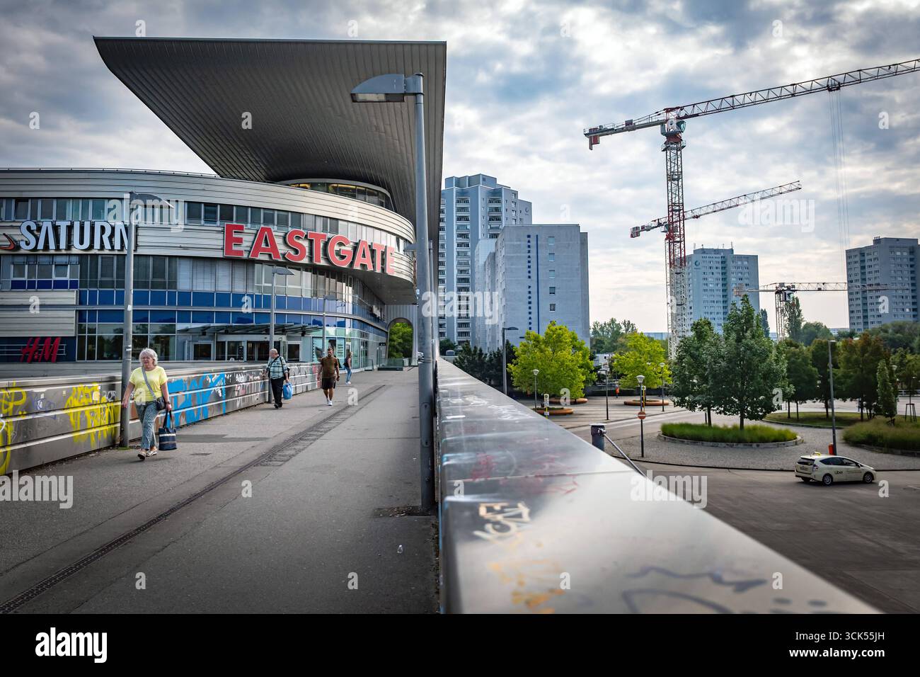 Berlin Marzahn-Hellersdorf Shopping-Mall EASTGATE , Ansicht von ...