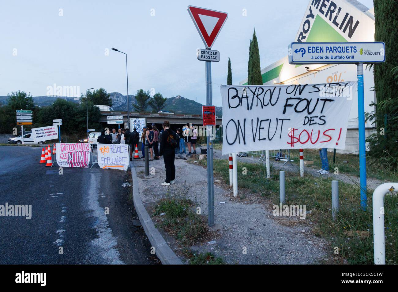 demonstration by the "block everything" movement in Marseille on 10 ...