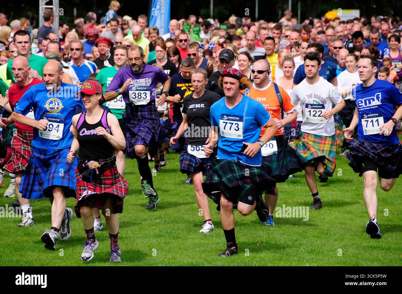 Perth kilt run hi-res stock photography and images - Alamy