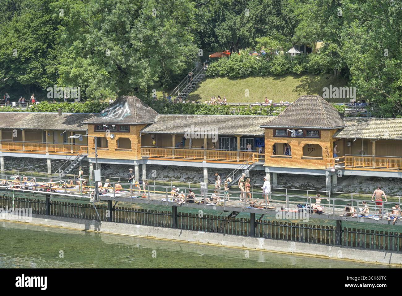 Zurich flussbad unterer letten hi-res stock photography and images - Alamy