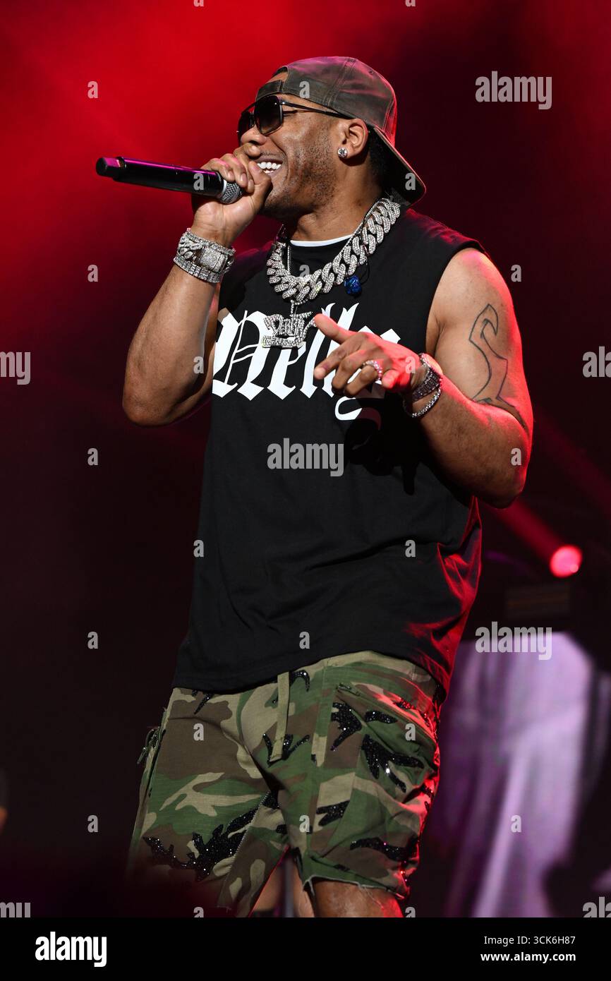 WEST PALM BEACH, FL - SEPTEMBER 09: Nelly performs during The "Where ...