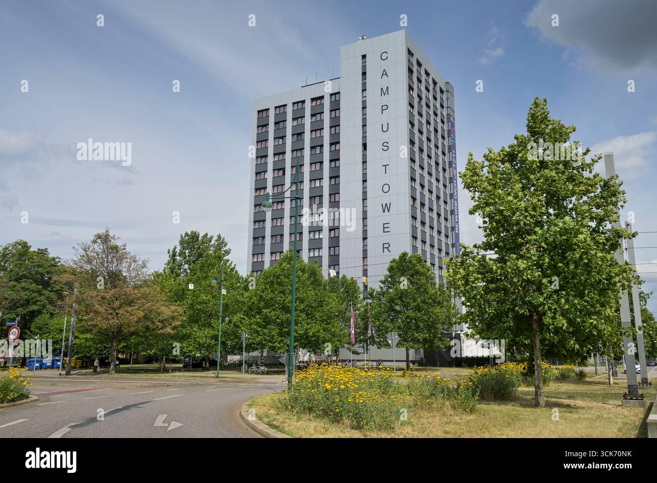 Studentenwohnheim Campus-Tower, Universitätsplatz, Otto-von-Guericke-Universität, Gareisstraße ...