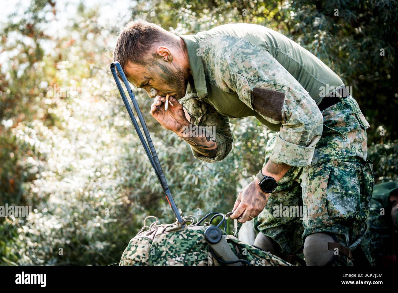 ZOUTKAMP - A reconnaissance unit during a large-scale airborne assault ...