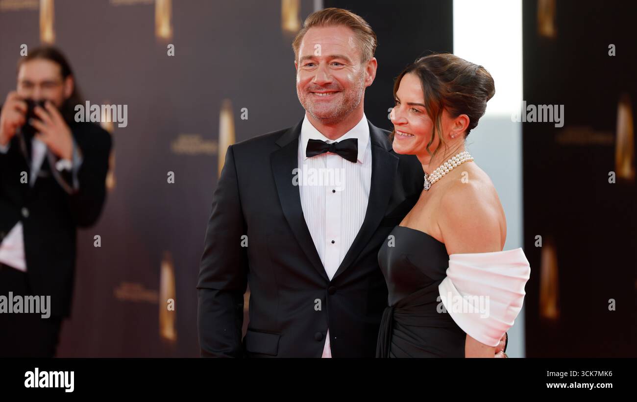 10 September 2025, North Rhine-Westphalia, Cologne: Singer Sasha and ...