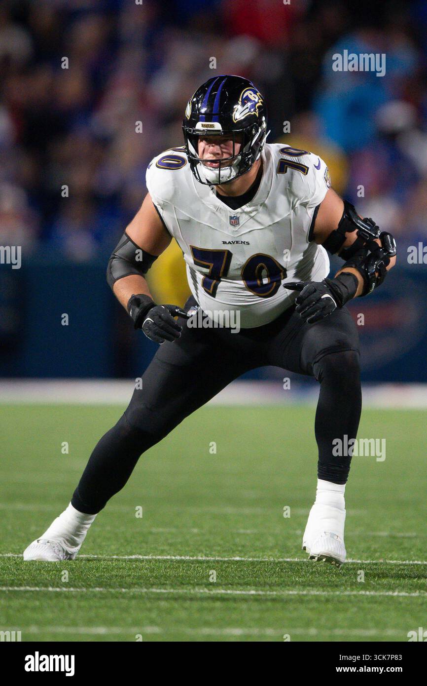 Baltimore Ravens tackle Roger Rosengarten (70) blocks during the first ...