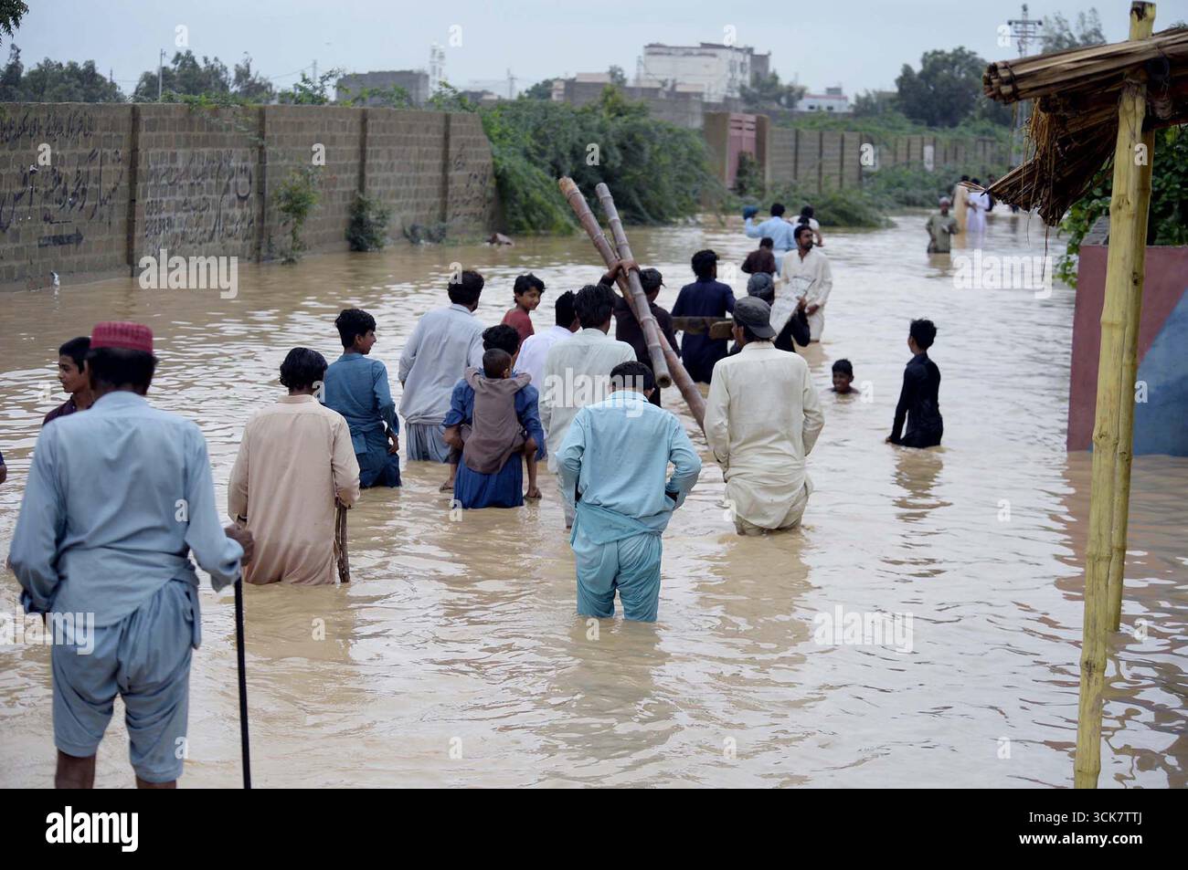 KARACHI, PAKISTAN, SEP 10: View of destruction due to flood flowed in ...