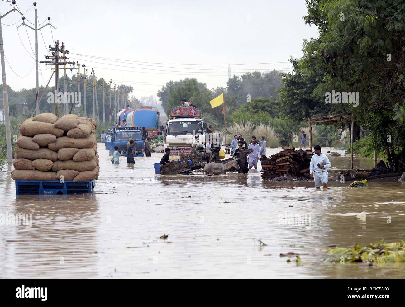 KARACHI, PAKISTAN, SEP 10: View of destruction due to flood flowed in ...