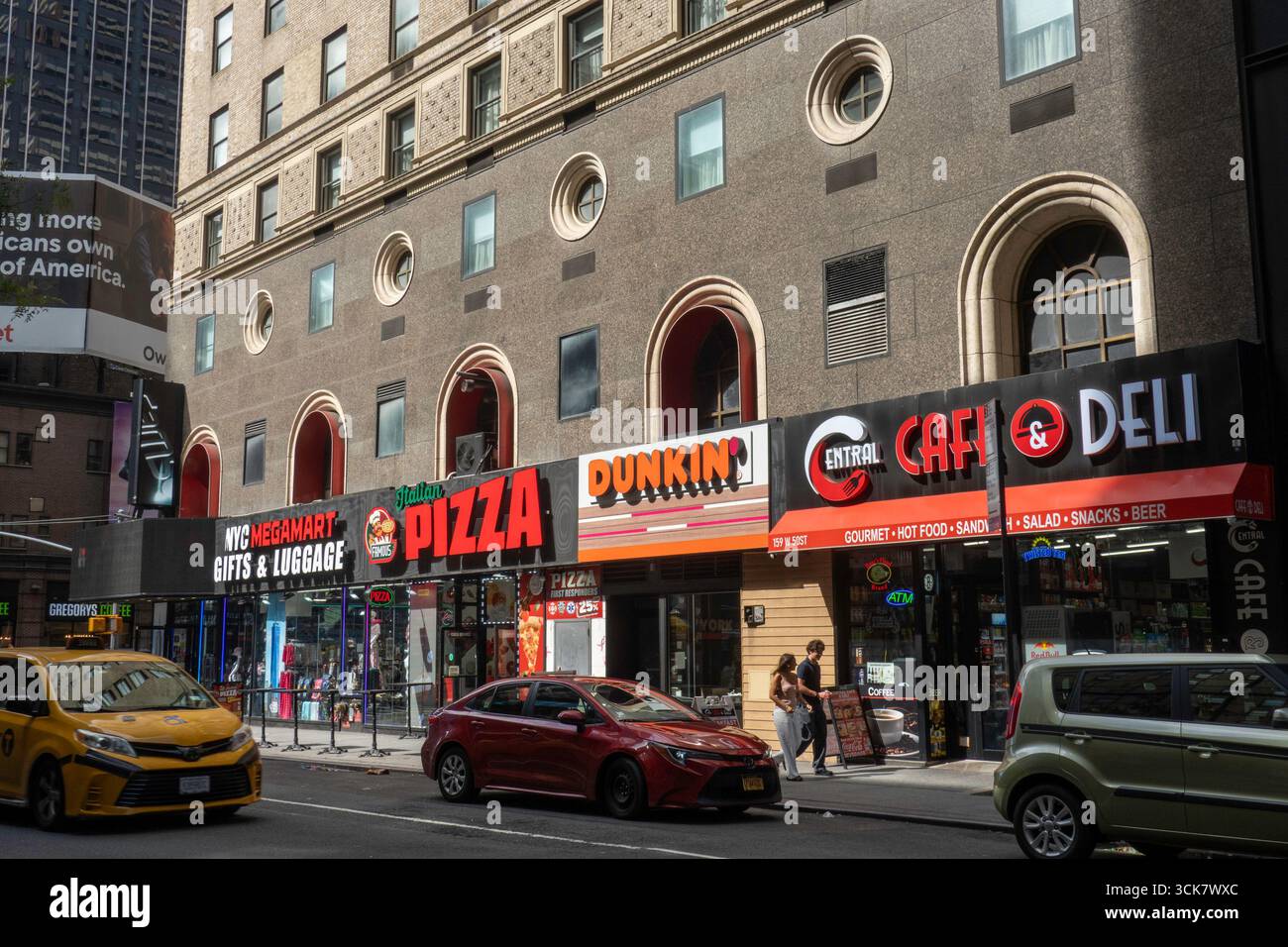 Times square 2025 hi-res stock photography and images - Alamy