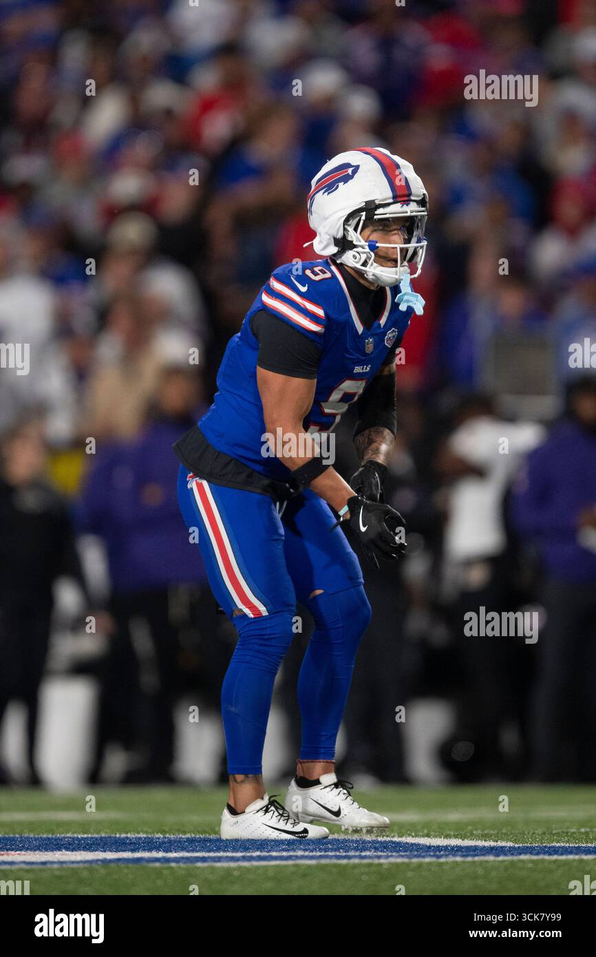 Buffalo Bills safety Taylor Rapp (9) lines up during the second half of ...