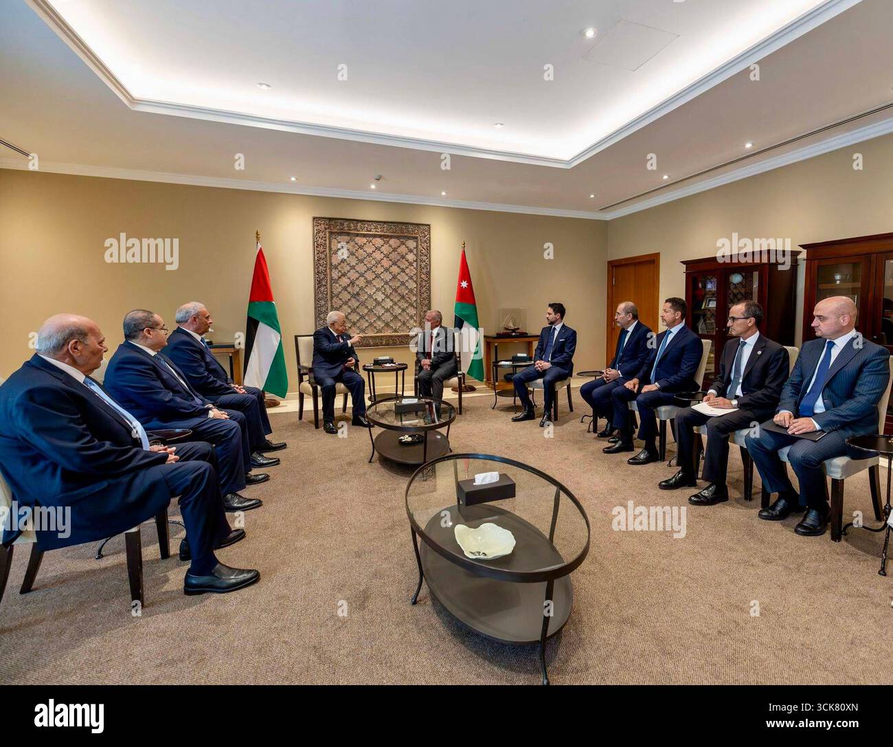 Jordanian King Abdullah II receives Palestinian President Mahmoud Abbas ...