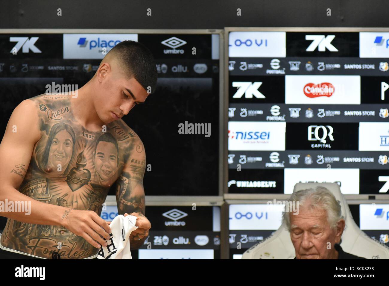 SP - SANTOS - 10/09/2025 - SANTOS, ADONIS FRIAS PRESENTATION - Adonis ...