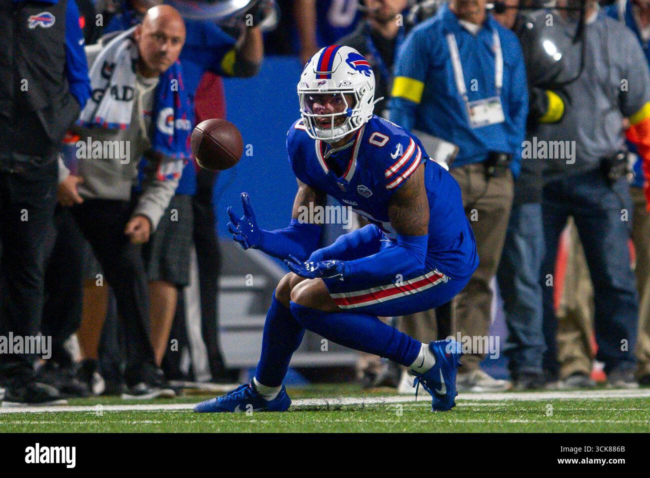 Buffalo Bills wide receiver Keon Coleman (0) catches a ball during the ...