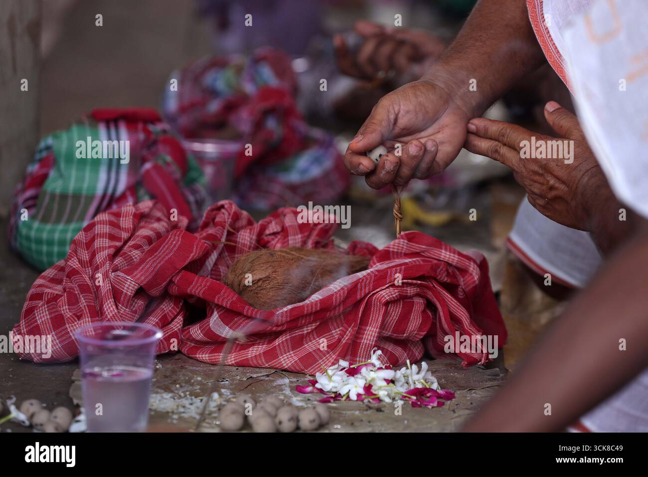 Prayagraj, India. 10 Sep. 2025 People perform 'Pind Daan' ritual to pay ...