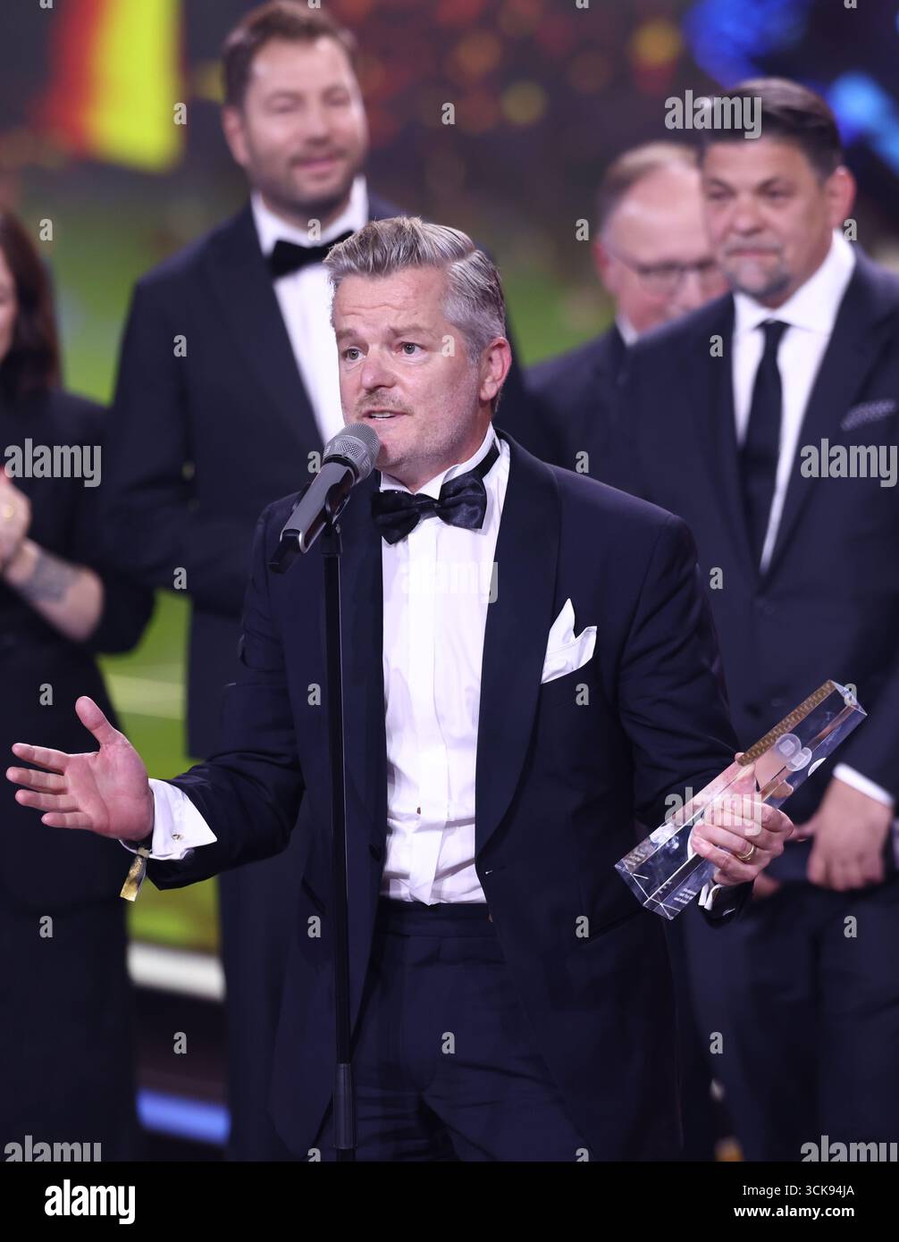 10 September 2025, North Rhine-Westphalia, Cologne: Andre Dietz (front ...