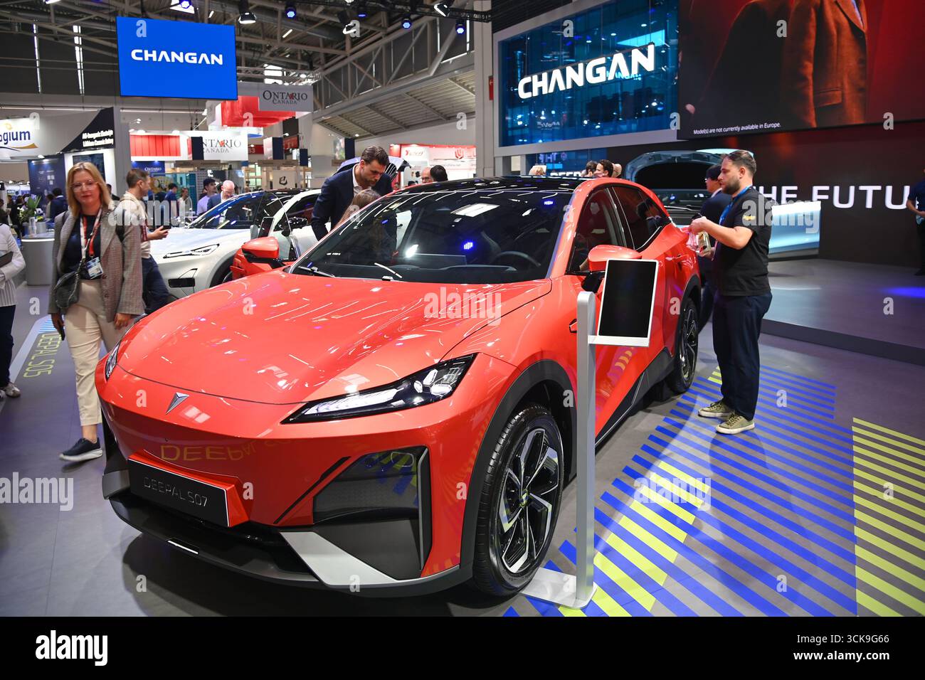 Changan booth, company logo, brand emblem, brand logo. Chinese ...