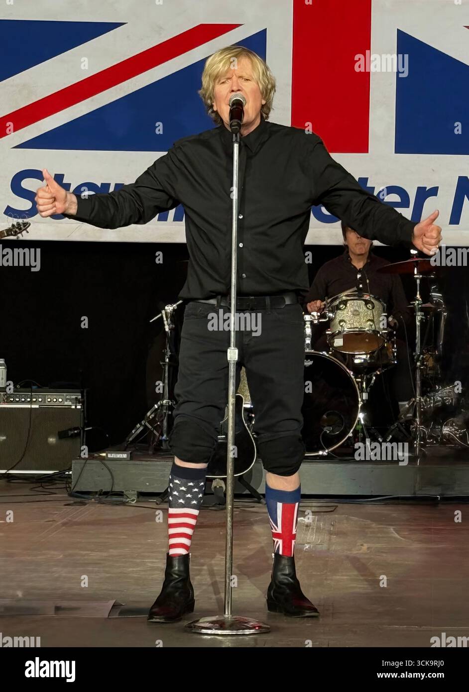 9/9/2025 Hiolmdel, NJ Herman’s Hermits frontman Peter Noone performs at ...