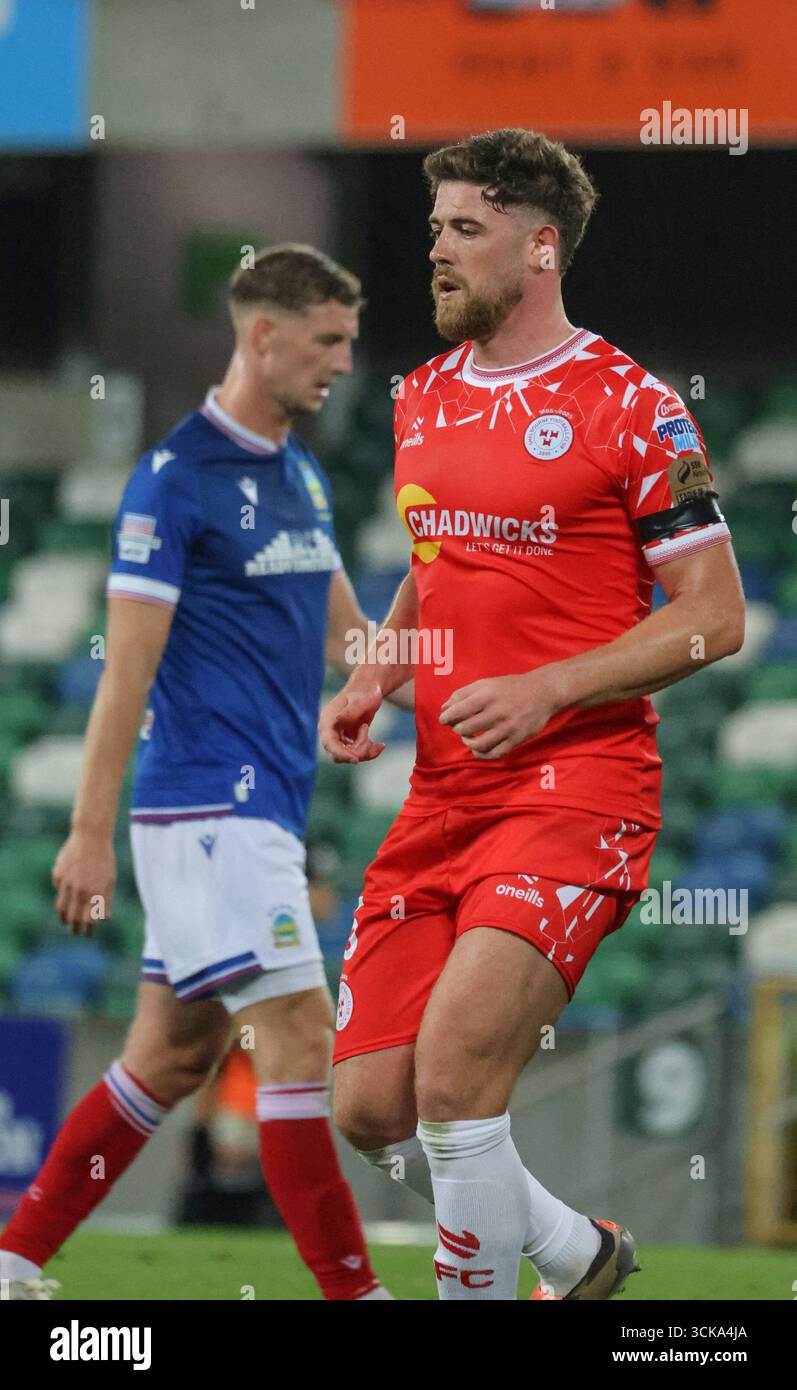 Sam bone footballer hi-res stock photography and images - Alamy