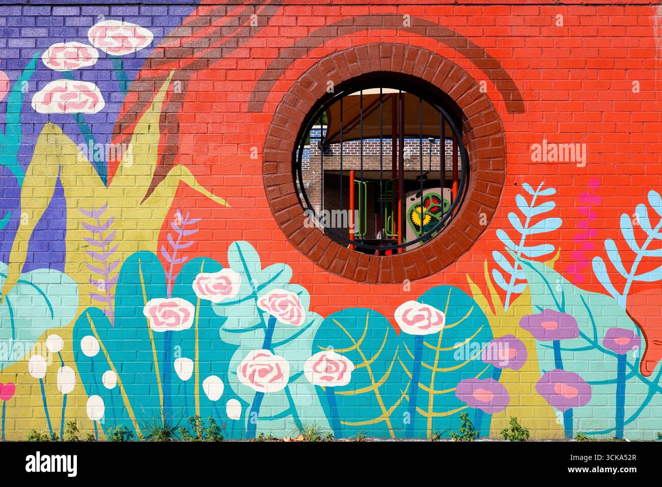Circular brick portal hi-res stock photography and images - Alamy