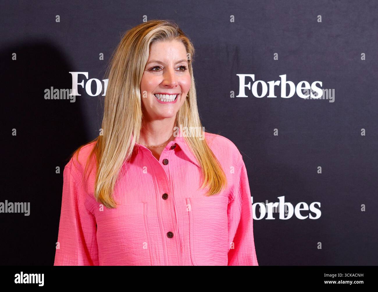 Founder Spanx & Sneex Sara Blakely arrives on the red carpet at the ...