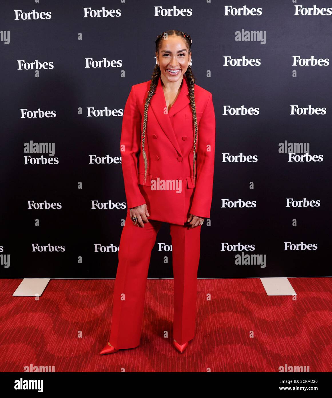 VP of Fitness Programming and Head Instructor Peloton Robin Arzon ...