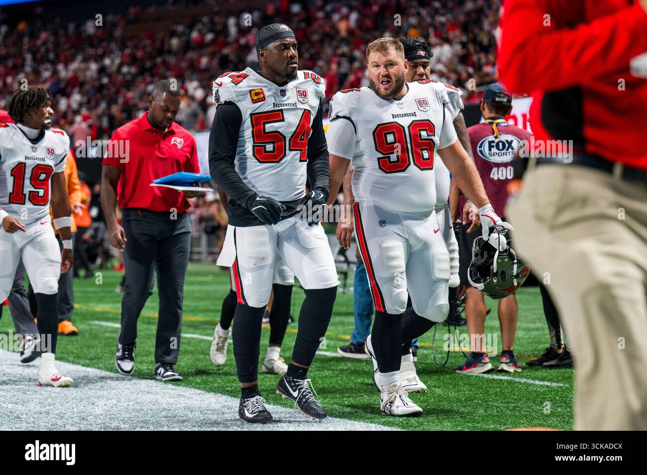 Tampa Bay Buccaneers linebacker Lavonte David (54) and defensive tackle ...