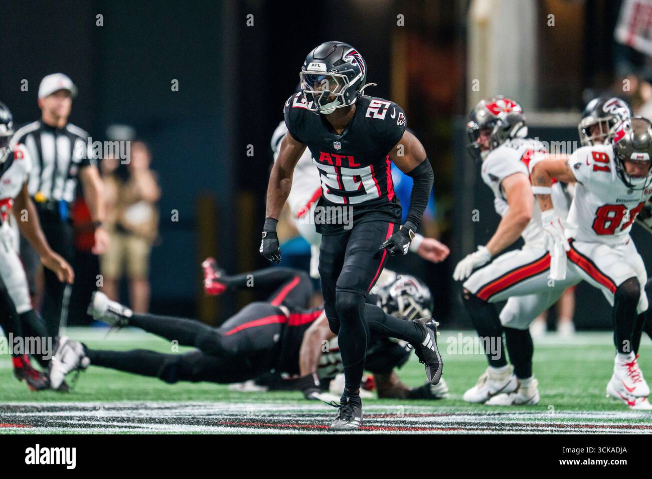 Atlanta Falcons safety Jordan Fuller (29) works during the second half ...