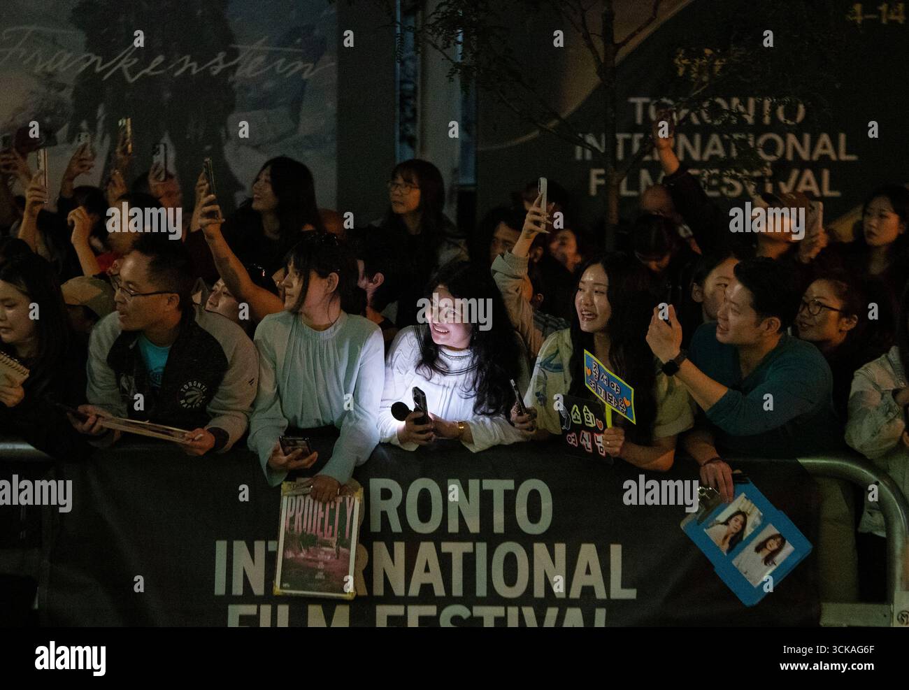 Fans scream for the cast of "Project Y" at the Toronto International ...