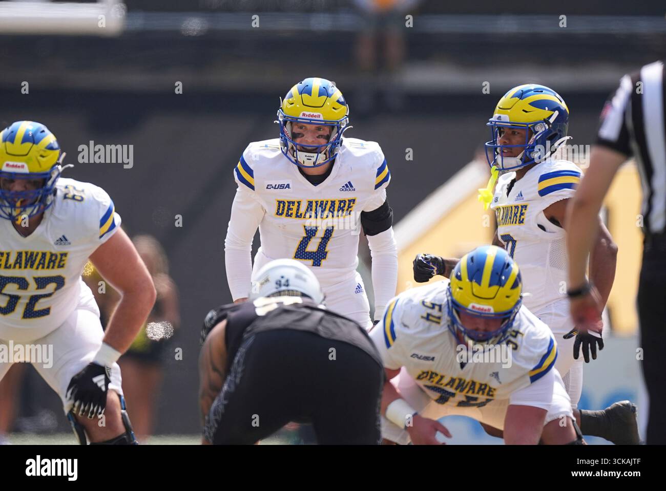 Delaware quarterback Nick Minicucci (4) calls signals in the first half ...