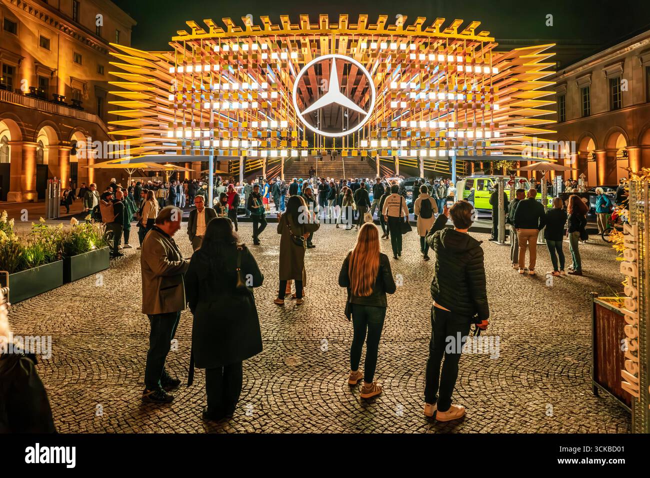 Spannende Iaa Mnchen Innenstadt Fotos